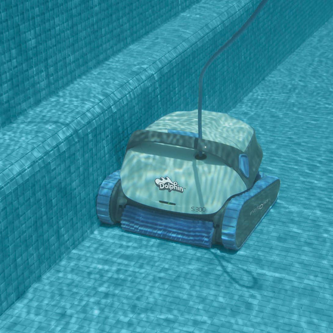 Maytronics Dolphin S400 IOT automata vízalatti medence porszívó robot ...